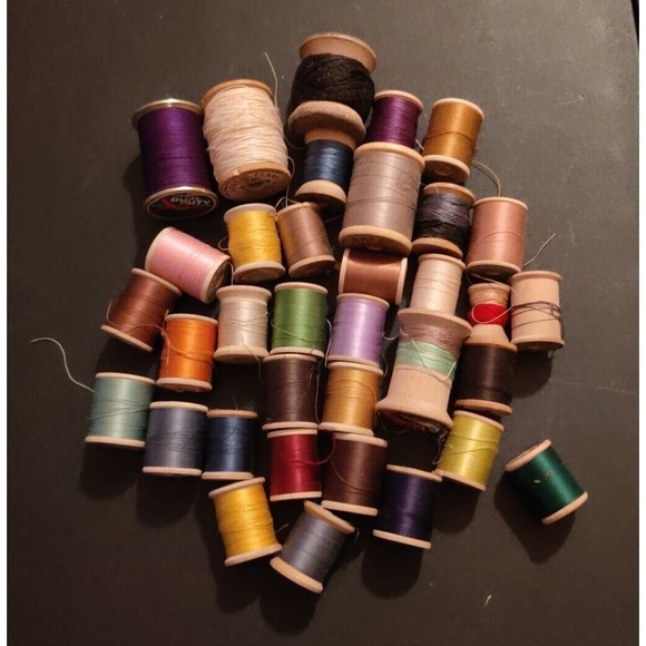 Office | Vintage Lot Of 35 Thread Wooden Spools Sewing Craft Rainbow ...